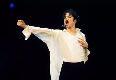 michael jackson estate care pleacă documentarul de Neverland