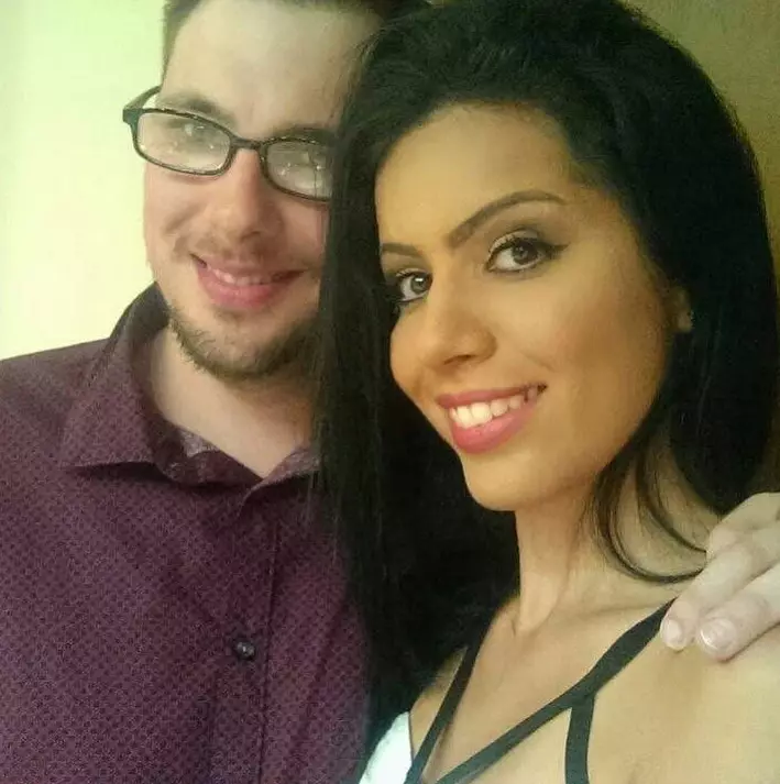 Zvezdnica 90 Day Fiance Larissa priznava, da potrebuje finančno podporo po ločitvi Colta