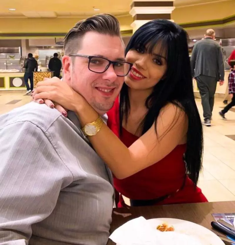 90 Day Fiance Star Larissa jewo O Nilo Owo Support Lẹhin Colt ikọ