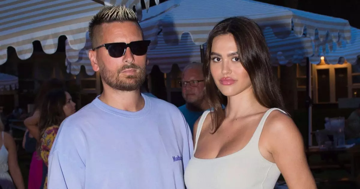 Amelia Gray Hamlin agus Scott Disick ag Tógáil ‘Spás’ as Gaol