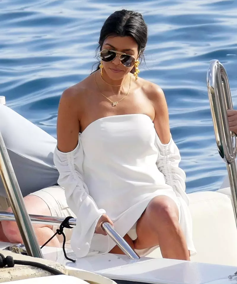 Kardashian Wardrobe Malfunctions