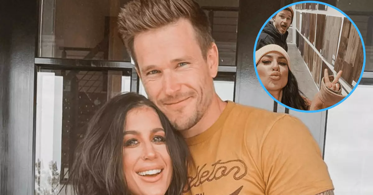 Tá Sraith HGTV á fhógairt ag Teen Mam ó Chelsea Houska agus a Fear céile Cole DeBoer