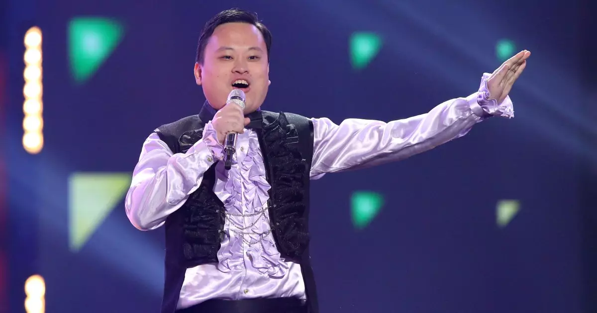 'American Idol' အာရုံခံစားမှု William Hung ၏ အံ့အားသင့်ဖွယ် အလုပ်ရှာဖွေမှုသည် ယနေ့တွင် ရွေ့လျားနေသည်။