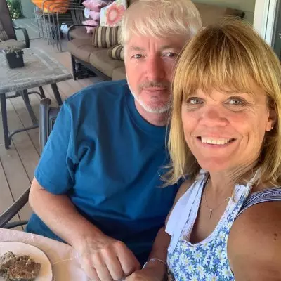 Amy Roloff və Chris Marek Selfie çəkir