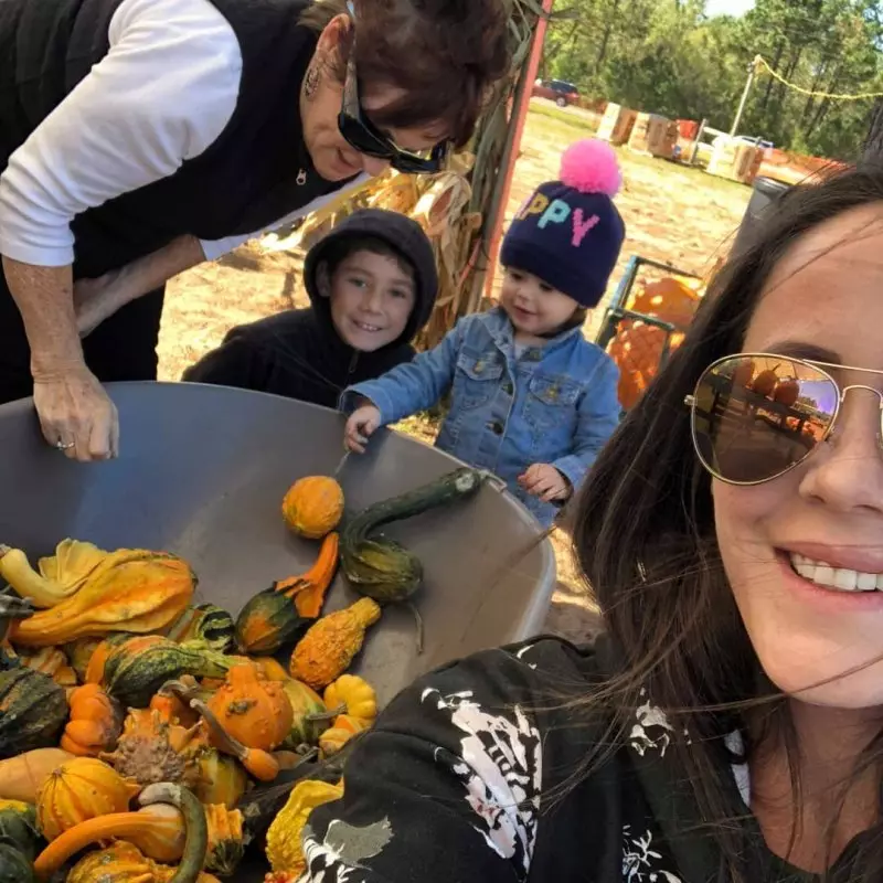 David Eason Posts About Wedding Ring Furiinka Jenelle