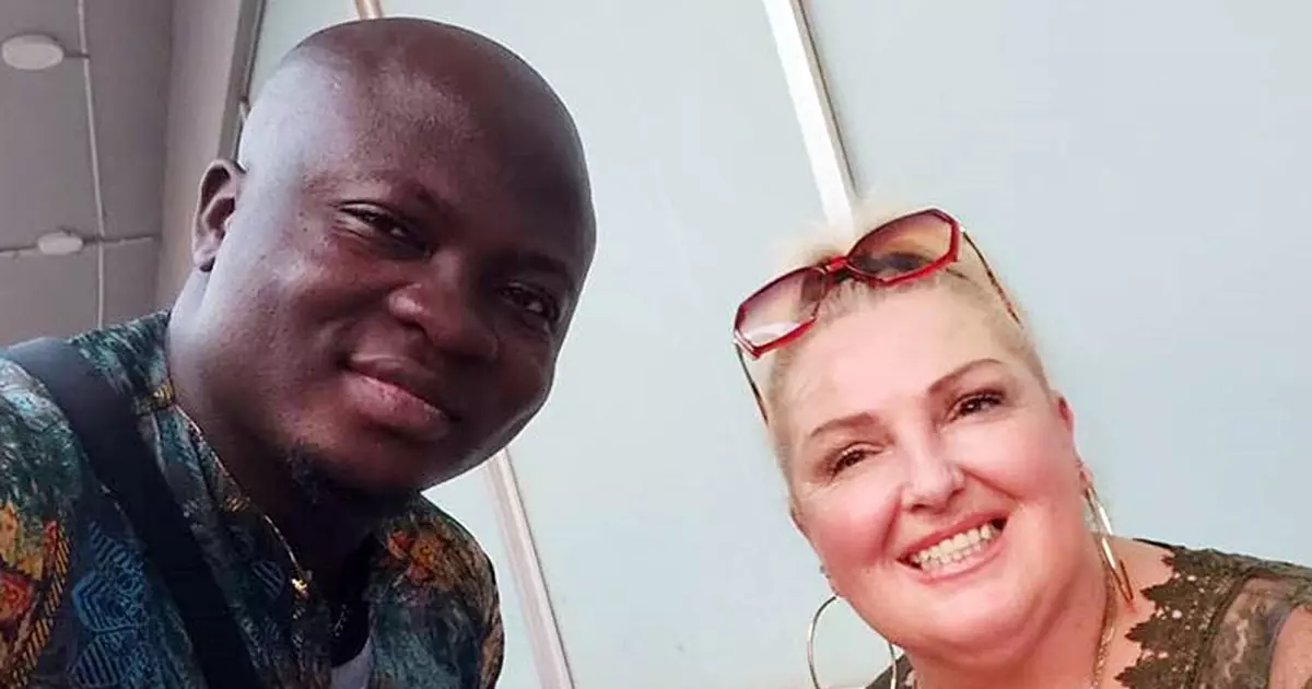 Michael Ilesanmi ta' 90 Day Fiance Iċapċpu lura ma' min mibegħed jgħid li hu biss ma' Angela għal 'Green Card'