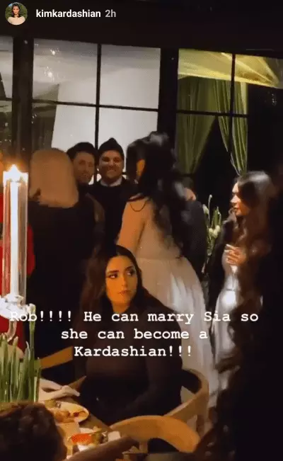 Rob Kardashian, Kardashian'ın illik Milad gecəsində