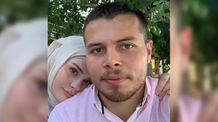 Stêrka '90 Day Fiance' Avery eşkere kir ku vîzaya hevjîna Omar hate paşxistin