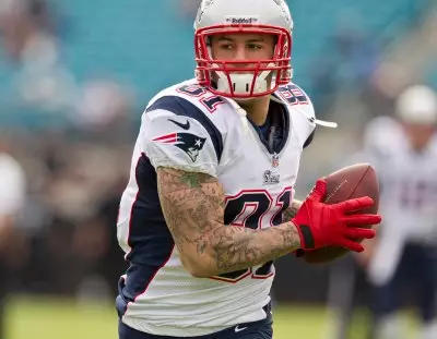 aaron hernandez getty images