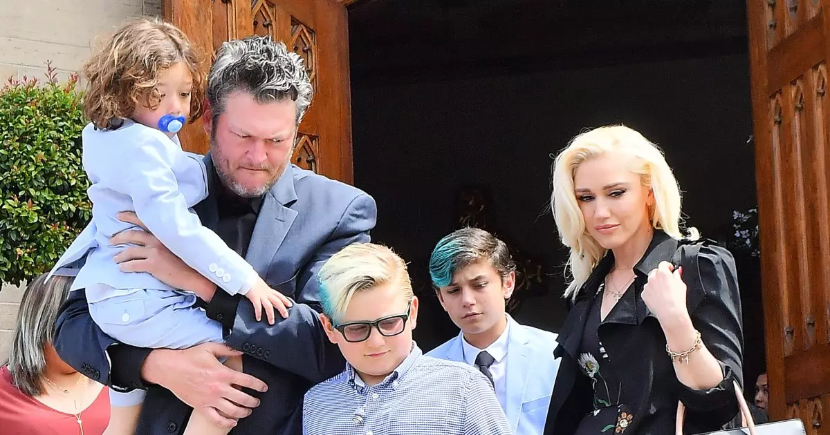 Gwen Stefani Taqsam Vidjow li qatt ma deher mit-tieġ tagħha: Ara!