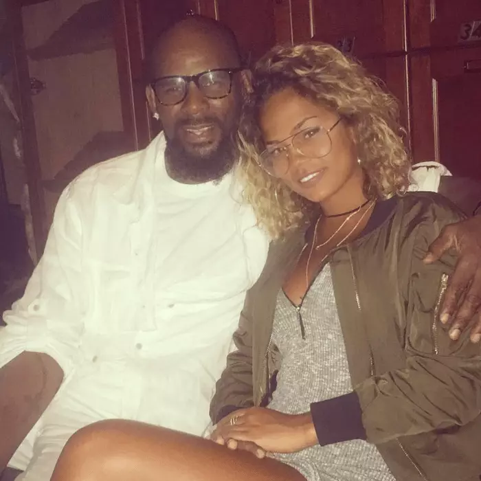 r-kelly-halle-calhoun |