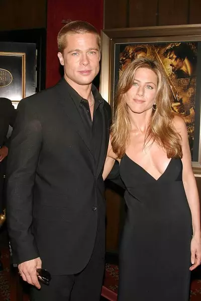 Jennifer Aniston o Senola Haeba a ka Leka Lisebelisoa tsa ho Dating ho Fumana Kamano e Ncha