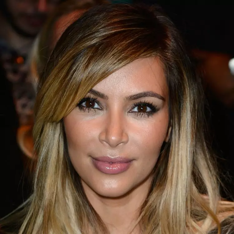 kim-kardashian-nawong-plastic-surgery-9-7