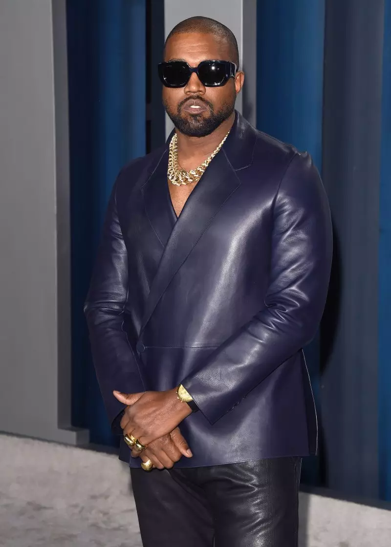Kanye Spotted Droen Hochzäitsring No der Scheedung