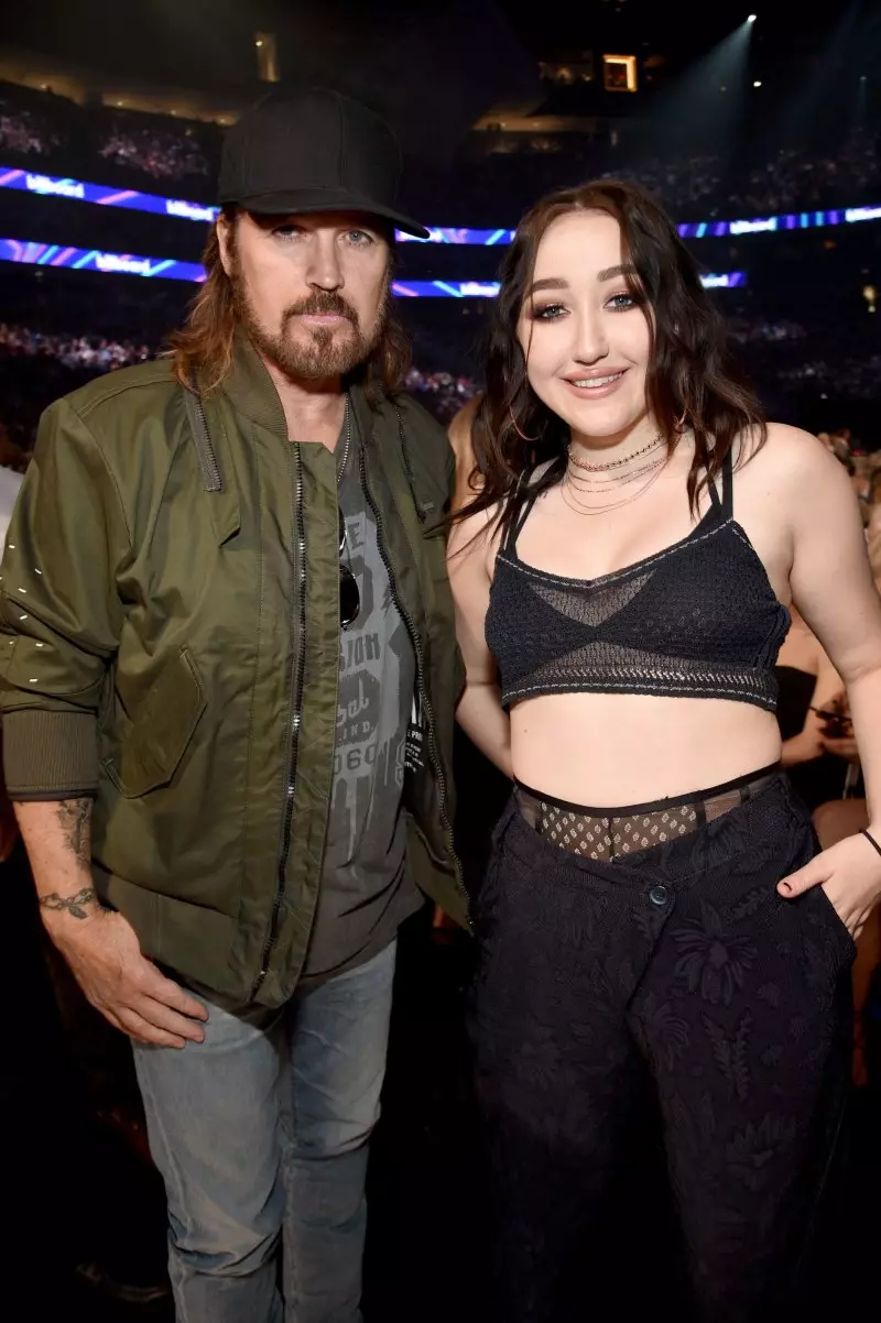 noah-cyrus-e-billy-ray