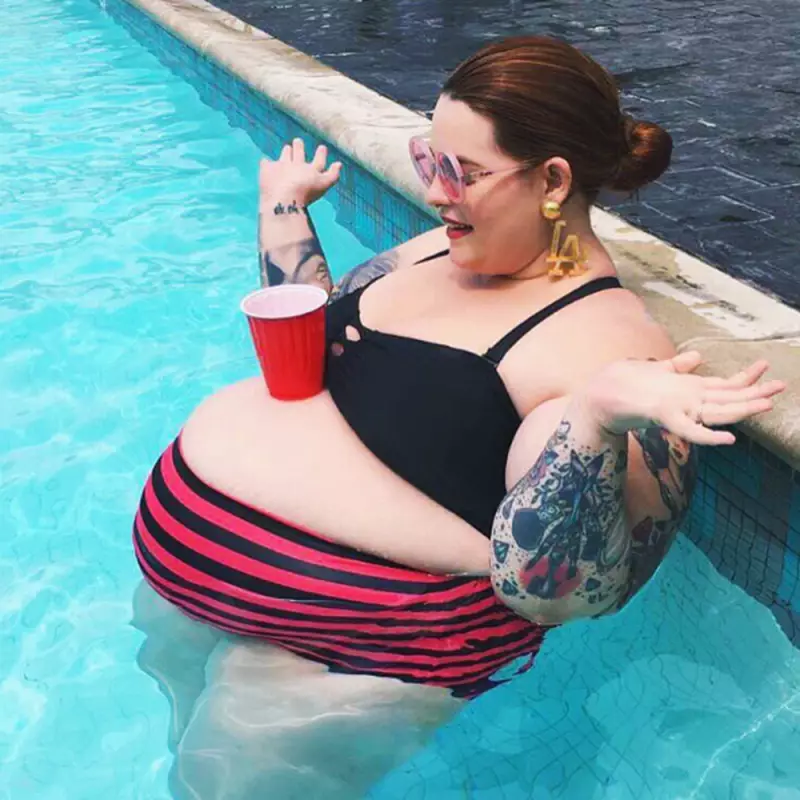 tess-holliday-gravid-baby-bump-instagram