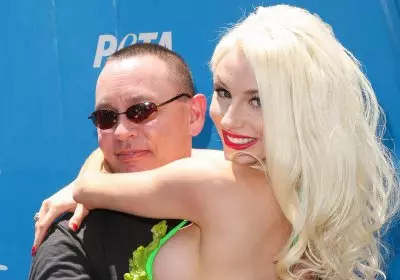 Courtney stodden doug hutchison getty kuvat