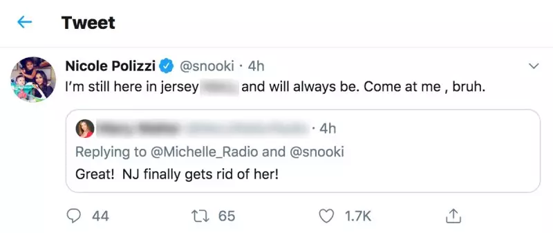 Snooki Akuwotcha Pambuyo pa Ndemanga za Troll Pakuchoka Kwake 'Jersey Shore'