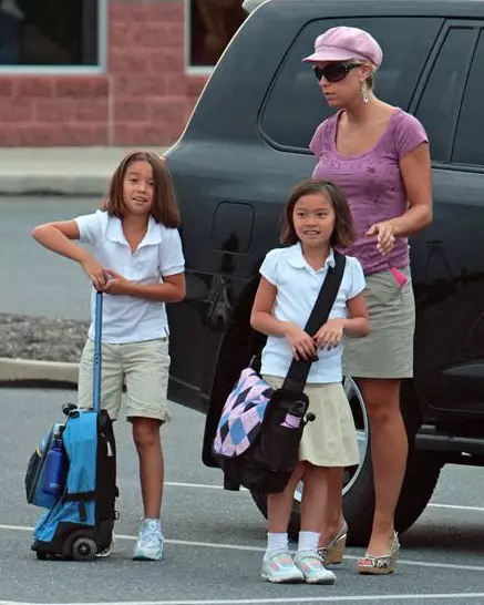 Si sinn virun eisen Aen opgewuess! Kuckt 'Kate Plus 8' Stars Mady a Cara's Transformation iwwer d'Joren