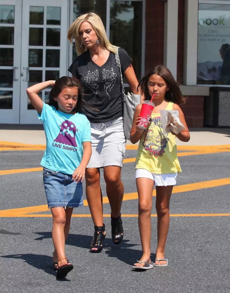 Ew Li ber Çavên Me Mezin bûn! Binêrin 'Kate Plus 8' Stêrkên Mady û Cara's Veguherîna Salan