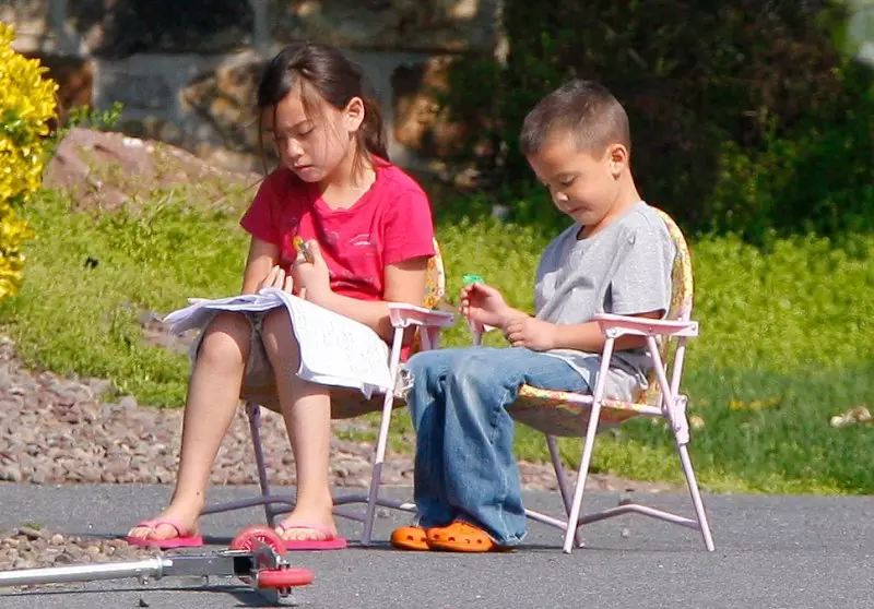 Szemünk láttára nőttek fel! Lásd a 'Kate Plus 8' sztárja Mady és Cara átalakulását az évek során