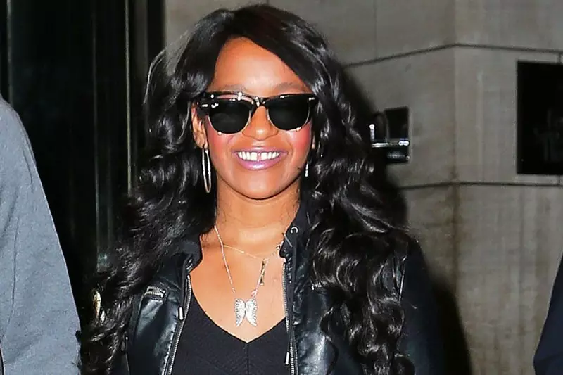 bobbi-kristina-ölüm-zaman çizelgesi-10