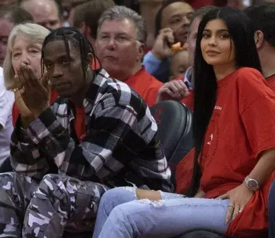 kylie jenner travis scott splash