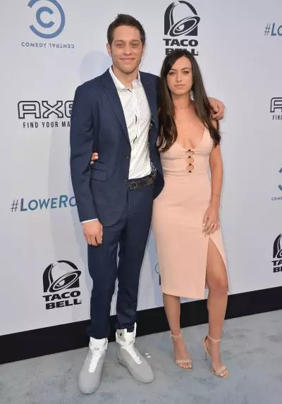 Pete Davidson's Ex Cazzie David piştî 2-salî romana veqetîna wan 'Pivotal' Diaxive