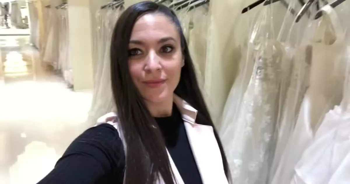 'जर्सी शोर' फिटकरी सैमी जानेमन ने अपनी शादी की पोशाक के लिए 'हां कहा'