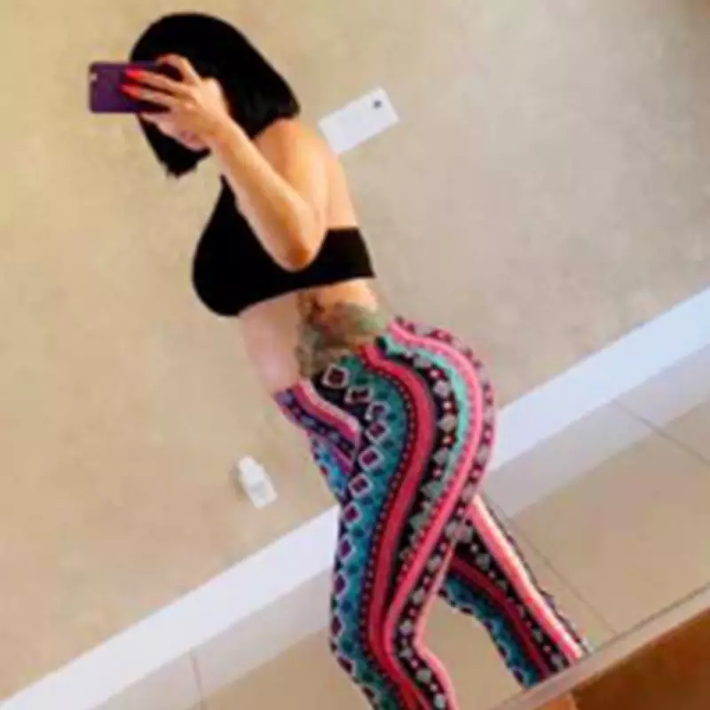 ကိုယ်ဝန်ဆောင်-blac-chyna-baby-bump8