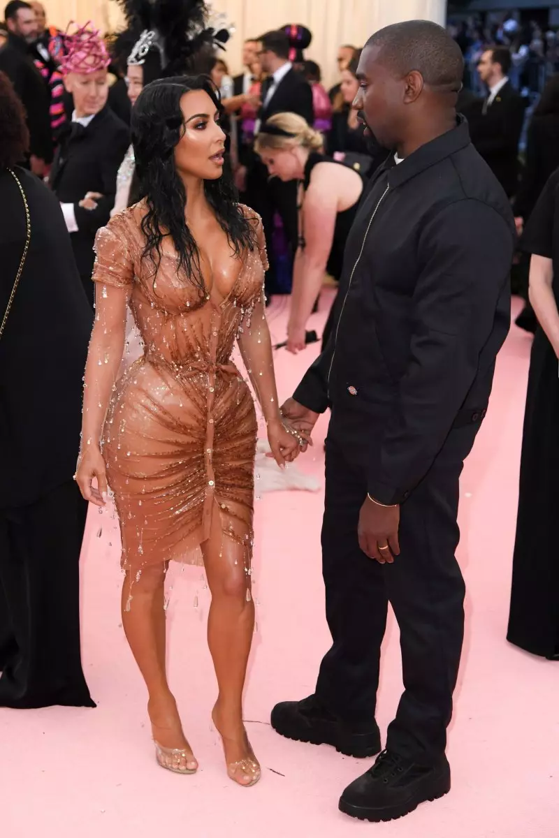 Kim Kardashian kaj Kanye West Relationship Timeline Eksgeedziĝo