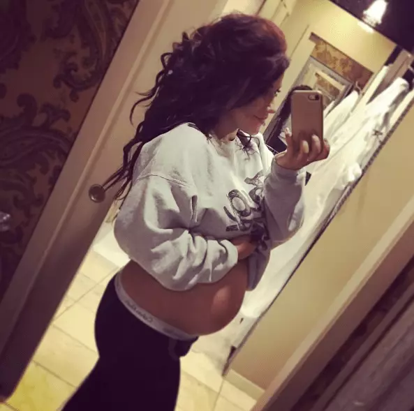 chelsea-houska-baby-name-၂