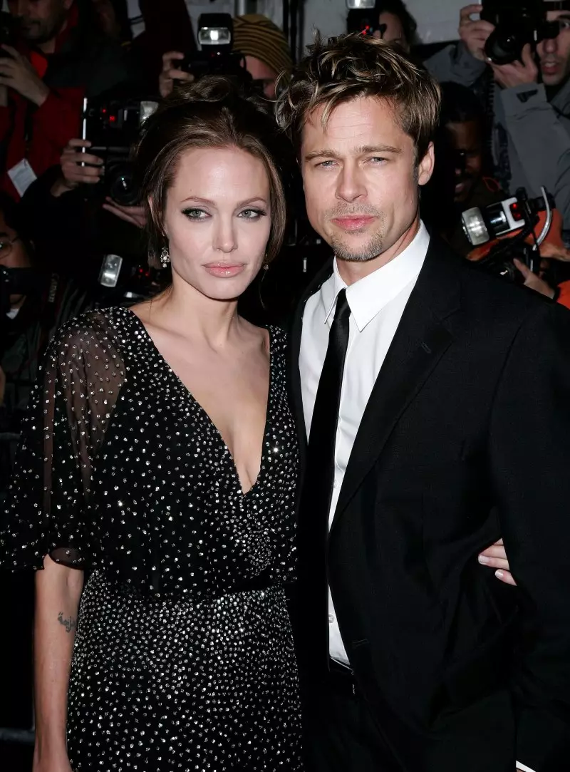 brad-angelina-lat-4