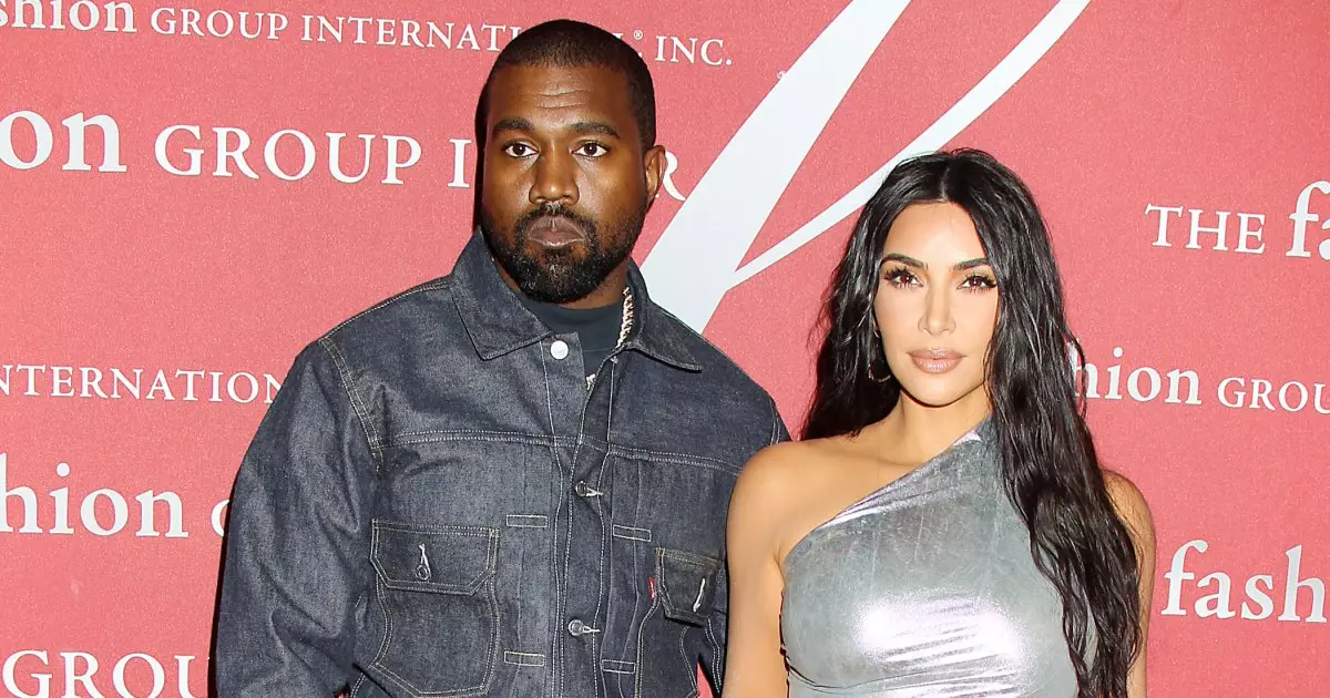 Kanye West diu que ha estat "intentant divorciar-se" de Kim Kardashian