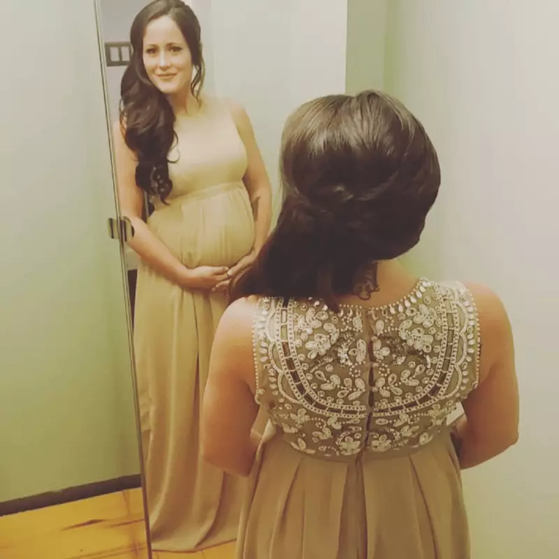 jenelle-vans-baby-bump7