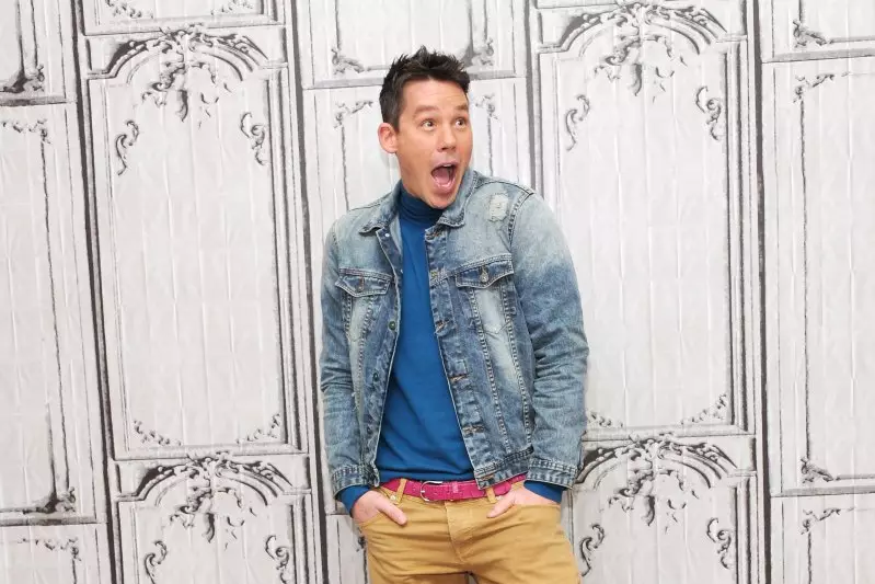 david-bromstad-lita-skvetta-skipting