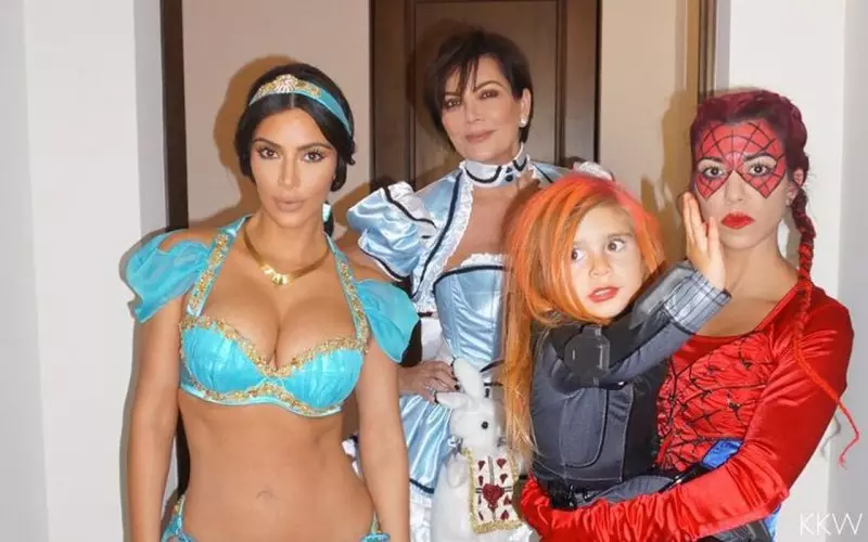 Kim-kardashian-fotos-de-halloween-7