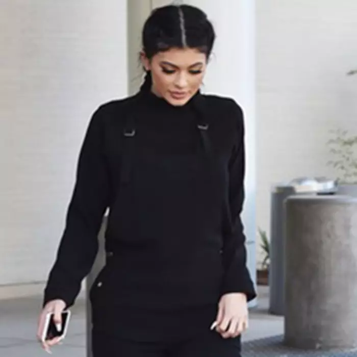 kylie-jenner-buntis-splash4