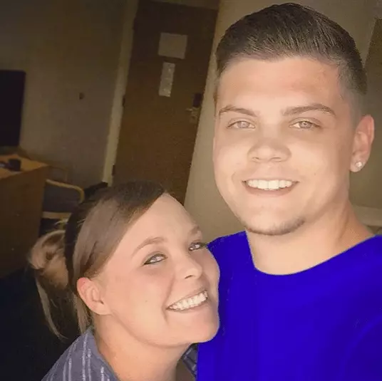 Pahiwatig sina Catelynn Lowell at Tyler Baltierra sa Mga Problema sa Pag-aasawa — Panoorin - Lingguhang Pakikipag-ugnayan