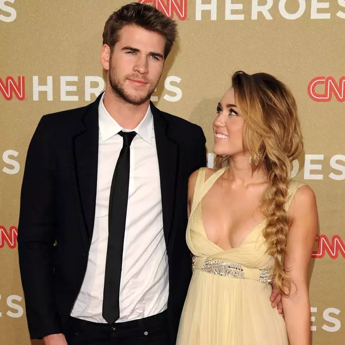 miley-cyrus-liam-hemsworth-7