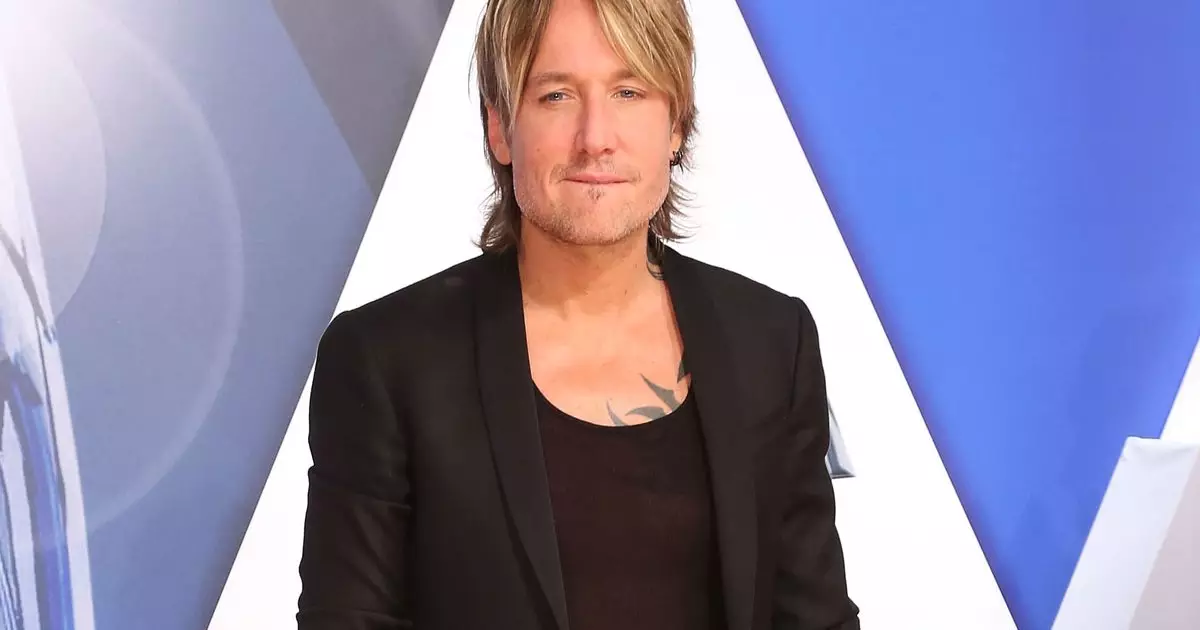 Keith Urban Aabbihiis Oo Dhintay Dagaal Dheer Ka Dib Oo Uu La Dagaalamay Kansarka - Toddobaadle La Xiriira