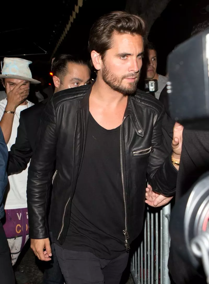 scott-disick-new-girl