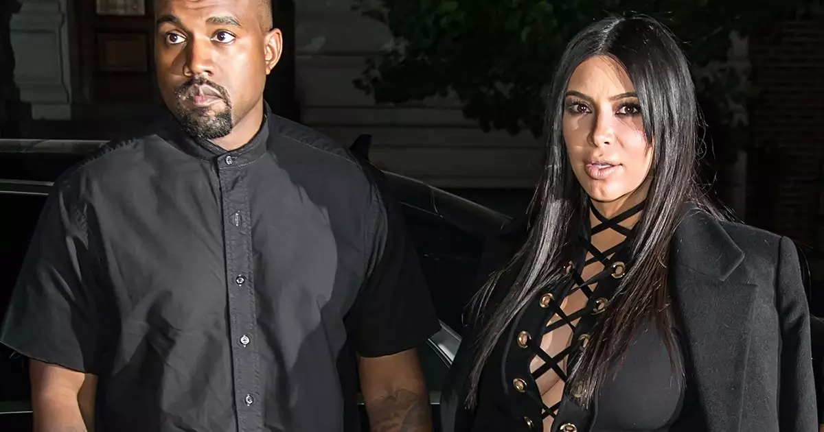 Hanana zaza hafa ve i Kim Kardashian sy Kanye West? - In Touch isan-kerinandro