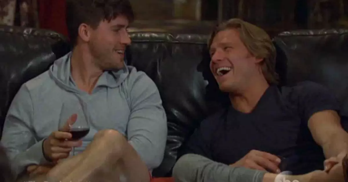 #BrokebackBachelor: 'The Bachelorette' дээр ижил хүйстнүүдийн шинэ дуулиан гарчээ