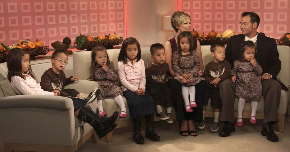 Kate Gosselin Slams Jon, Nyebutkeun Barudak "Hoyong Bapa Anu Aya Pikeun Aranjeunna" - In Touch Weekly