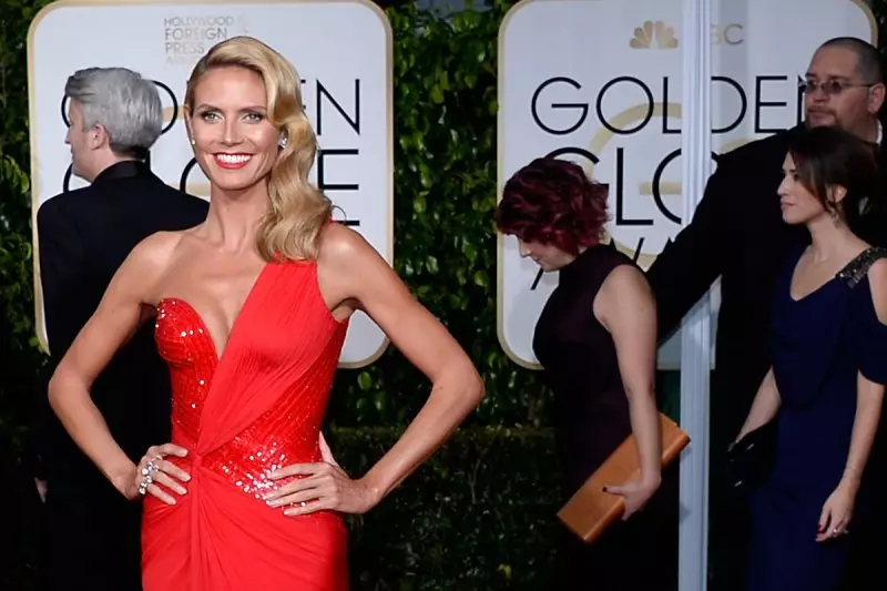 Heidi-klum-cleavage-Golden-globes