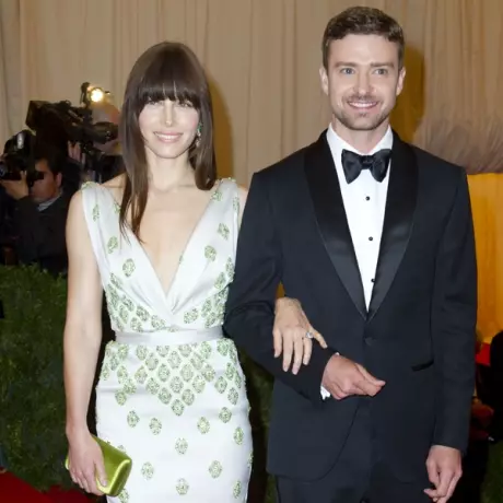 Jessica Biel ak Justin Timberlake marye nan seremoni Italyen sekrè - In Touch chak semèn
