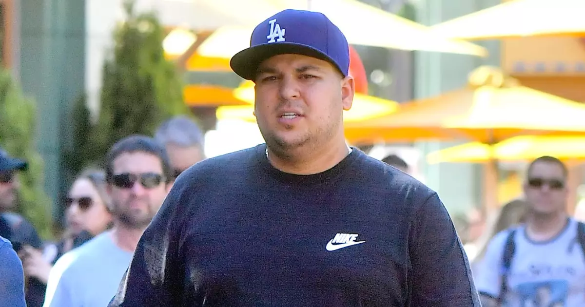 Rob Kardashian's Dramatic Weight Loss in Photos: Ona Shanduko Yake!