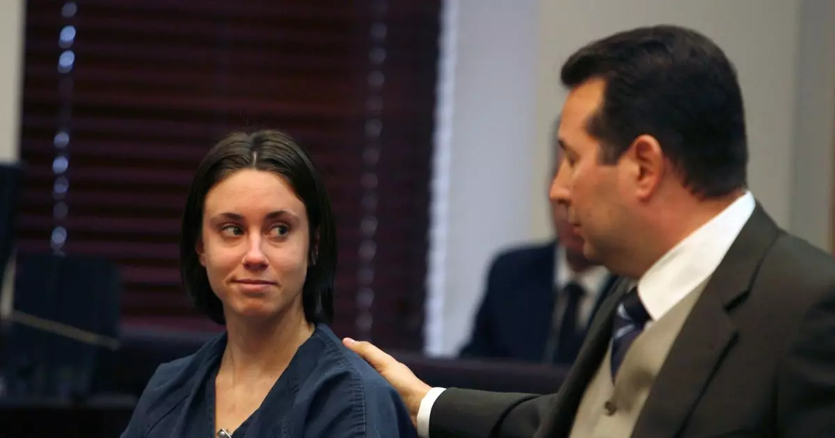 Casey Anthony geet an angeblech Bar Sträit mat enger Fra "Iwwer en Ex"