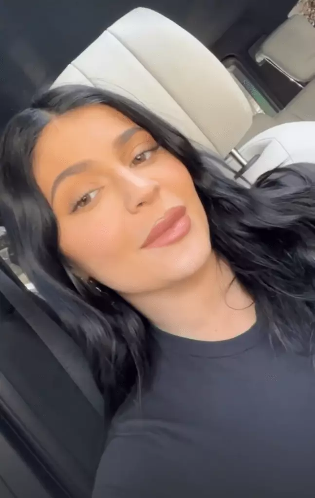Kylie Jenner pojavljuje se u prvom Instagram videu od rođenja sina Wolfa i dijeli ažuriranje: 'Just Getting Back'